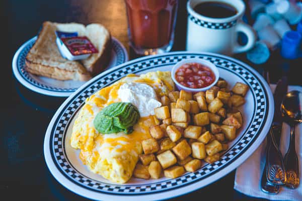 Taco Omelette - Breakfast - Hungry Dawg's Diner - Bar & Grill in Bonney ...