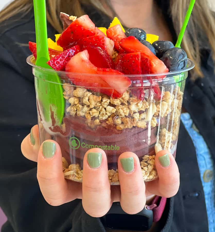 The Role of Acai Bowls in Weight Loss with Portion Control and Balanced ...