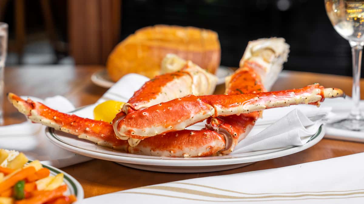 Colossal Alaska King Crab Legs Dinner Market Street Grill Oyster Bar Seafood Restaurant in UT
