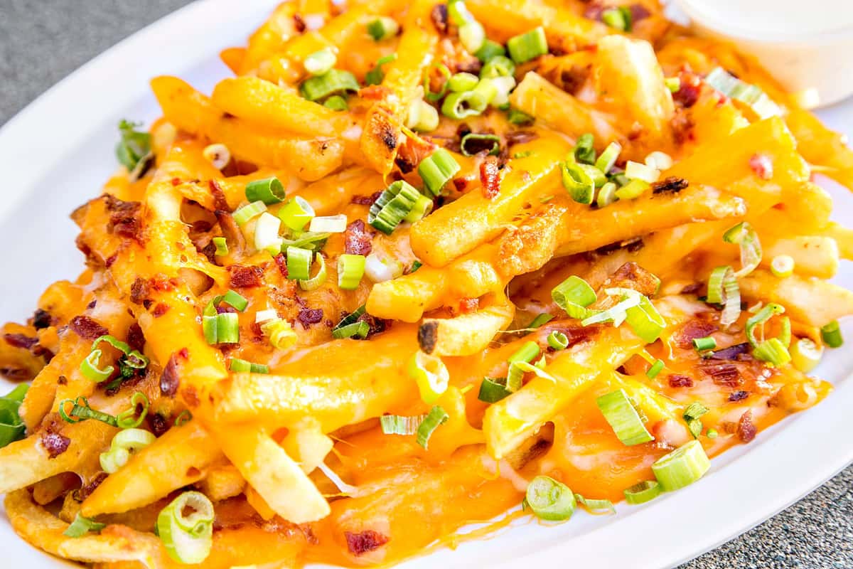 Mini Irish Fries - Menu - Daily's Sports Grill