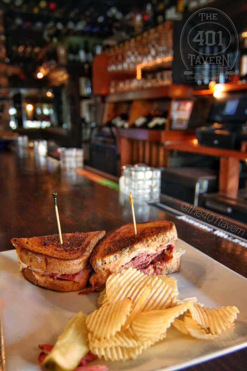 The 401 Tavern - Bar & Grill in Hampton, NH