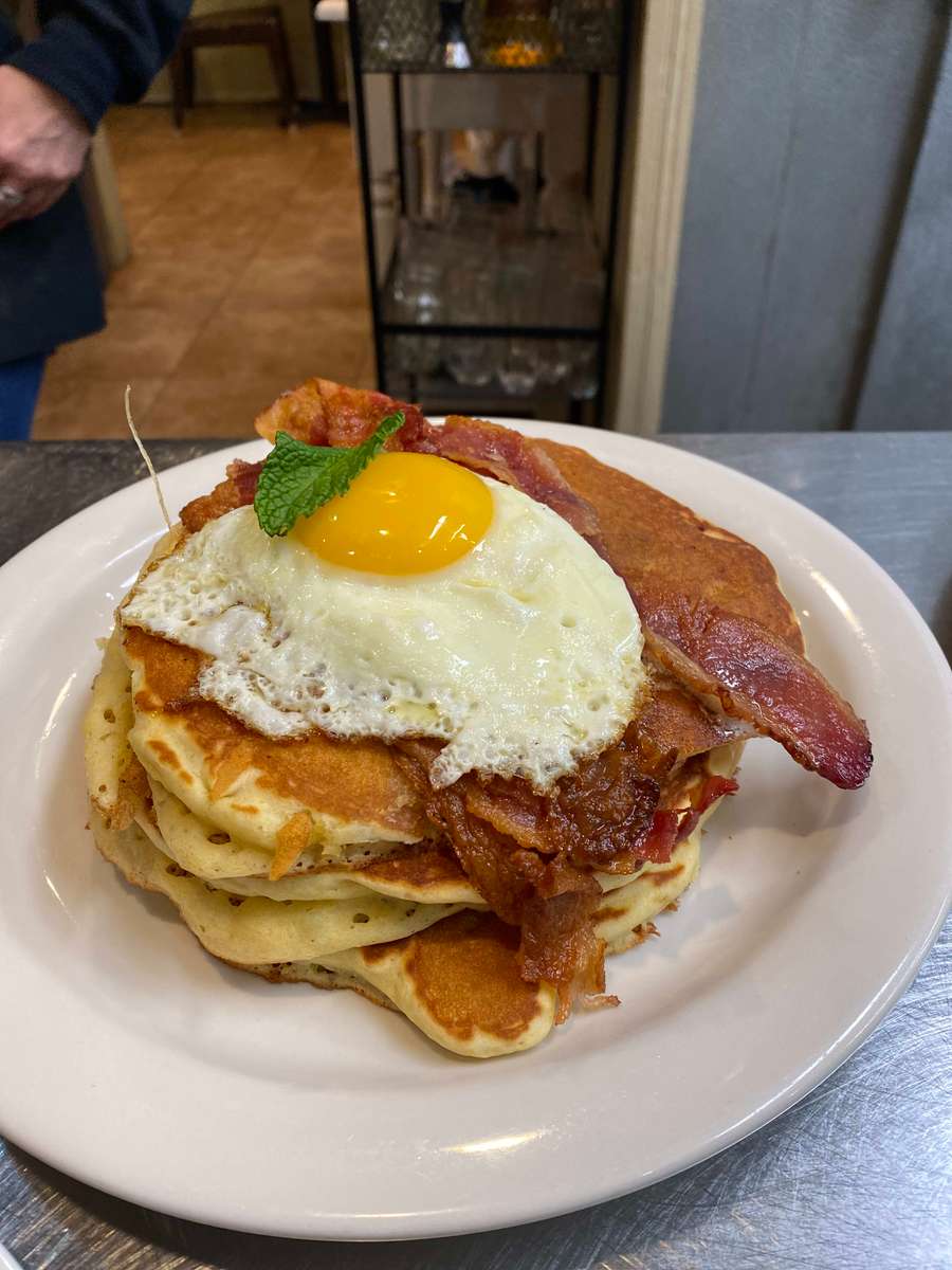 Small State, Big Plate - Rhody Hen Cafe - Breakfast Restaurant in ...