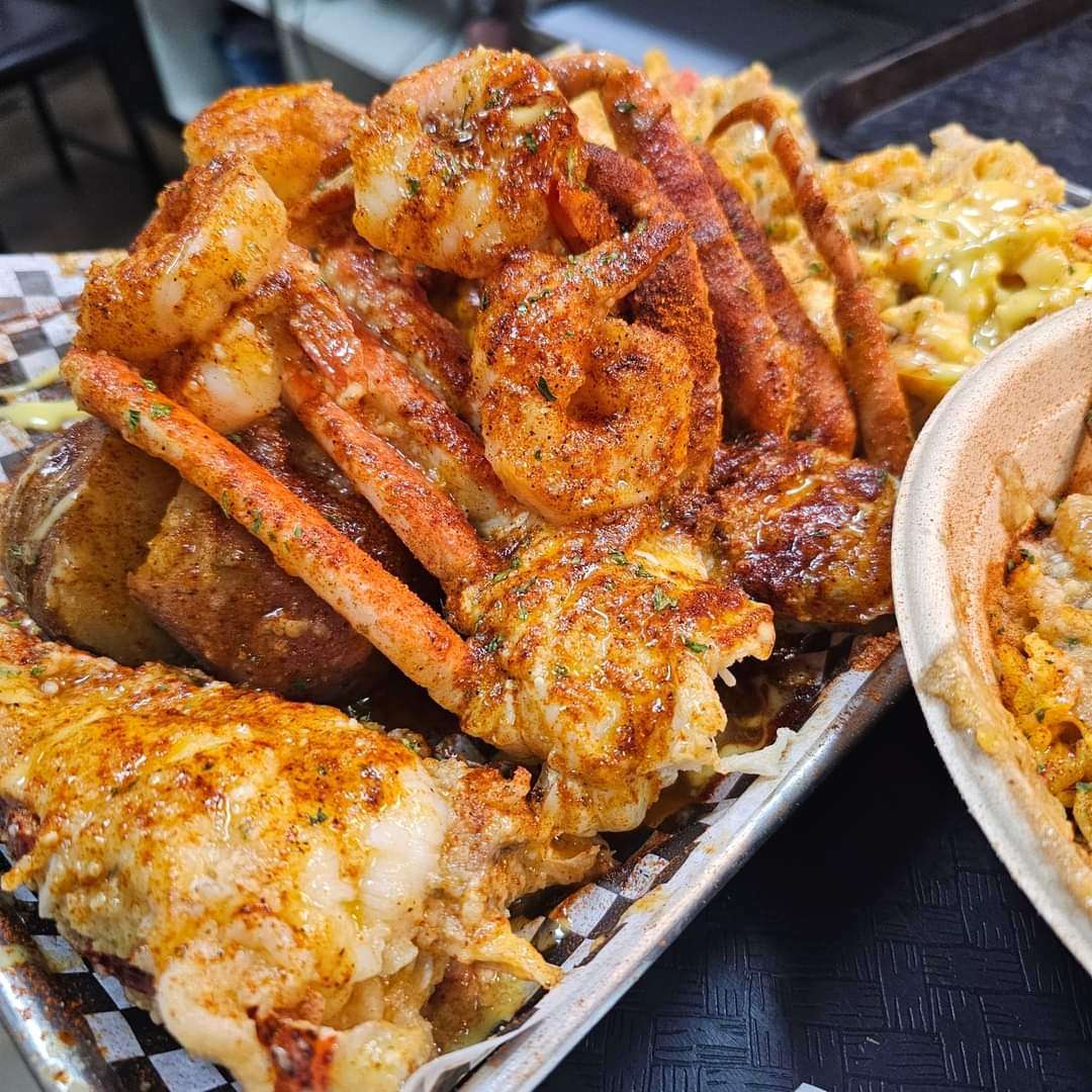 Seafood catering store