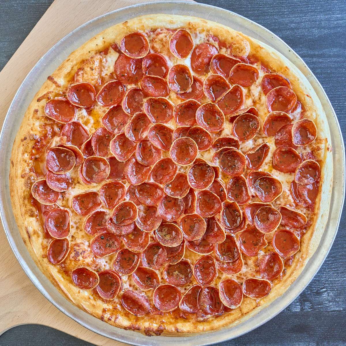 Mike's pizza store