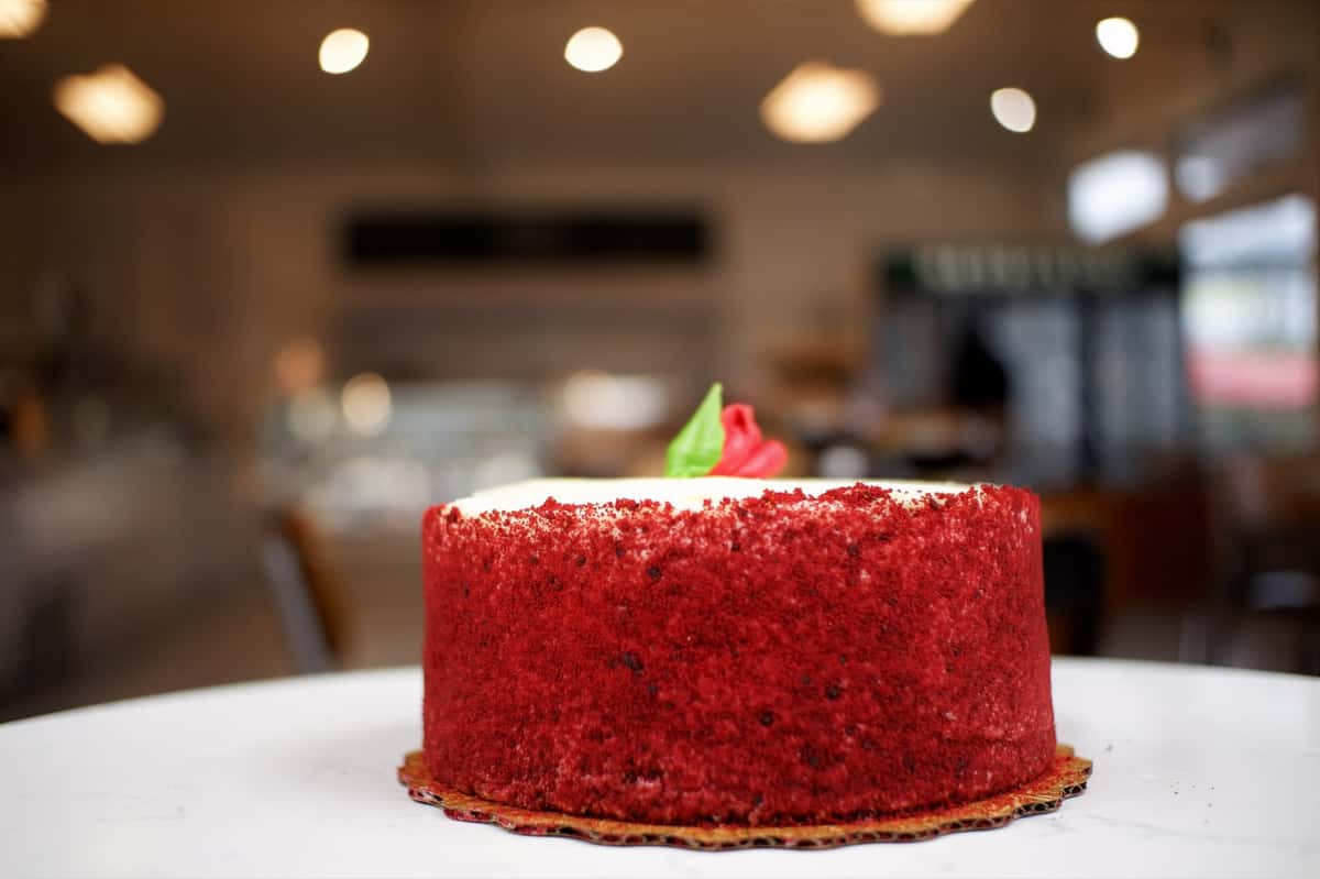 Cake - Henri's Bakery & Deli - Restaurant in GA