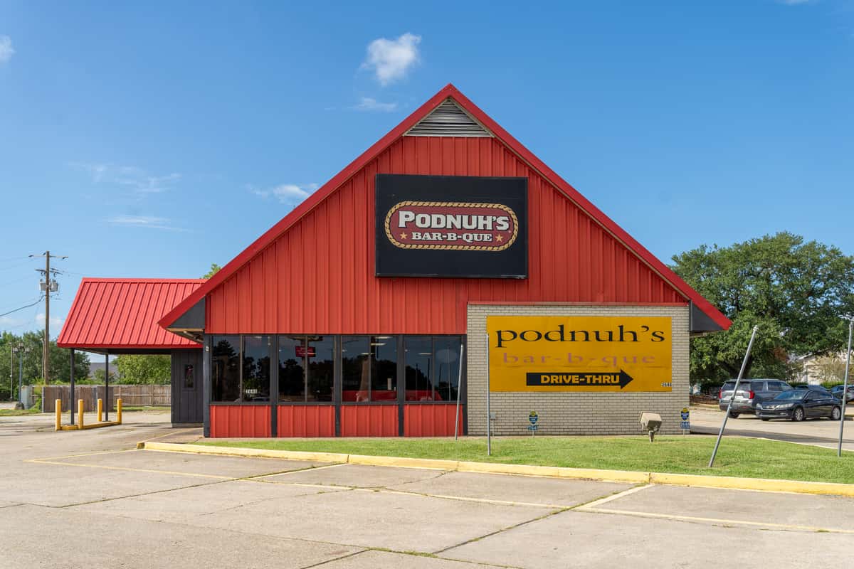 About Us - Podnuh's BBQ - Barbecue Restaurant in LA