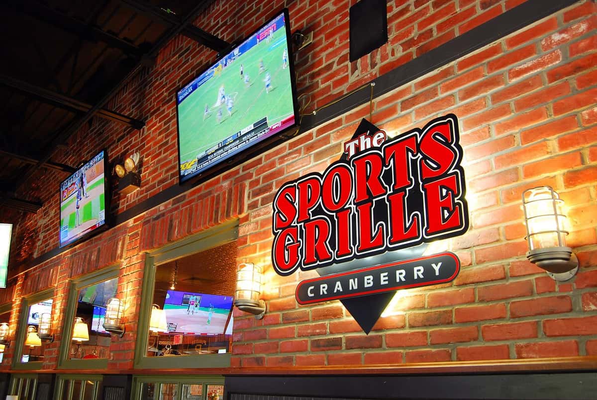 About Us - Sports Grille - Restaurant in Cranberry Twp, PA
