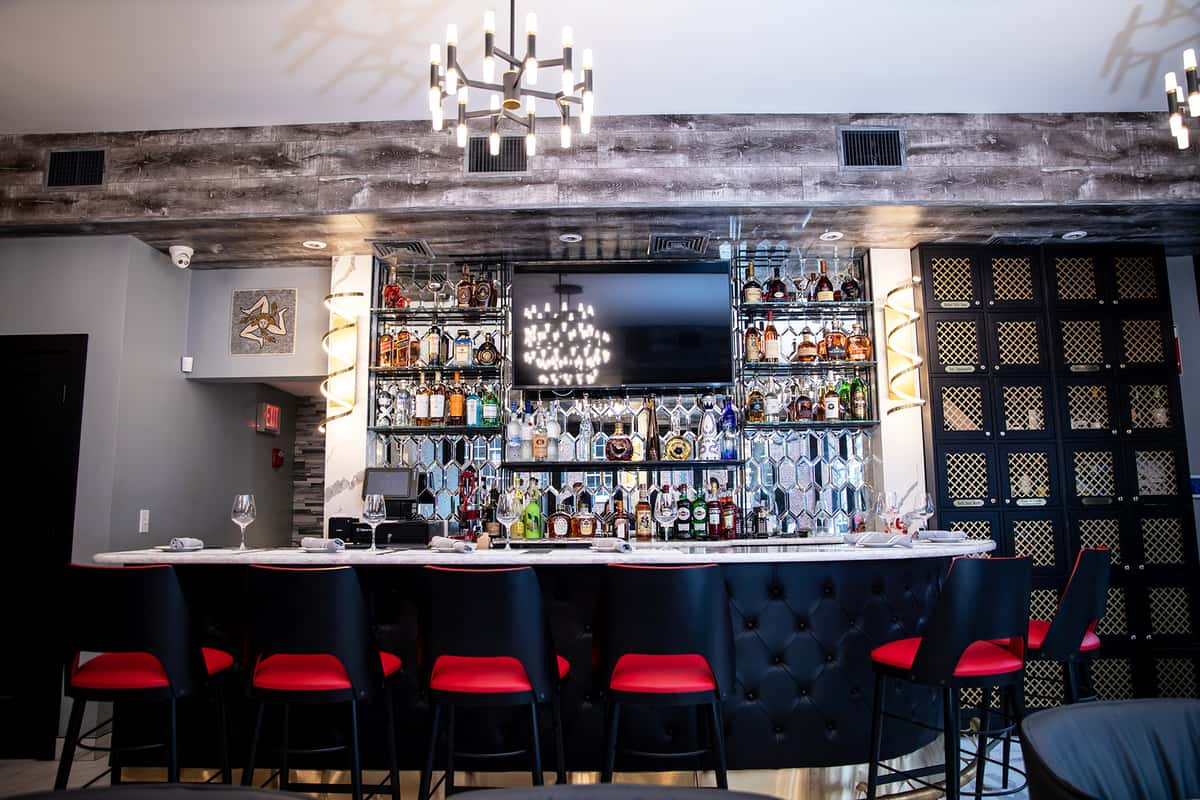 Join Our Team - Nando Ristorante Enoteca