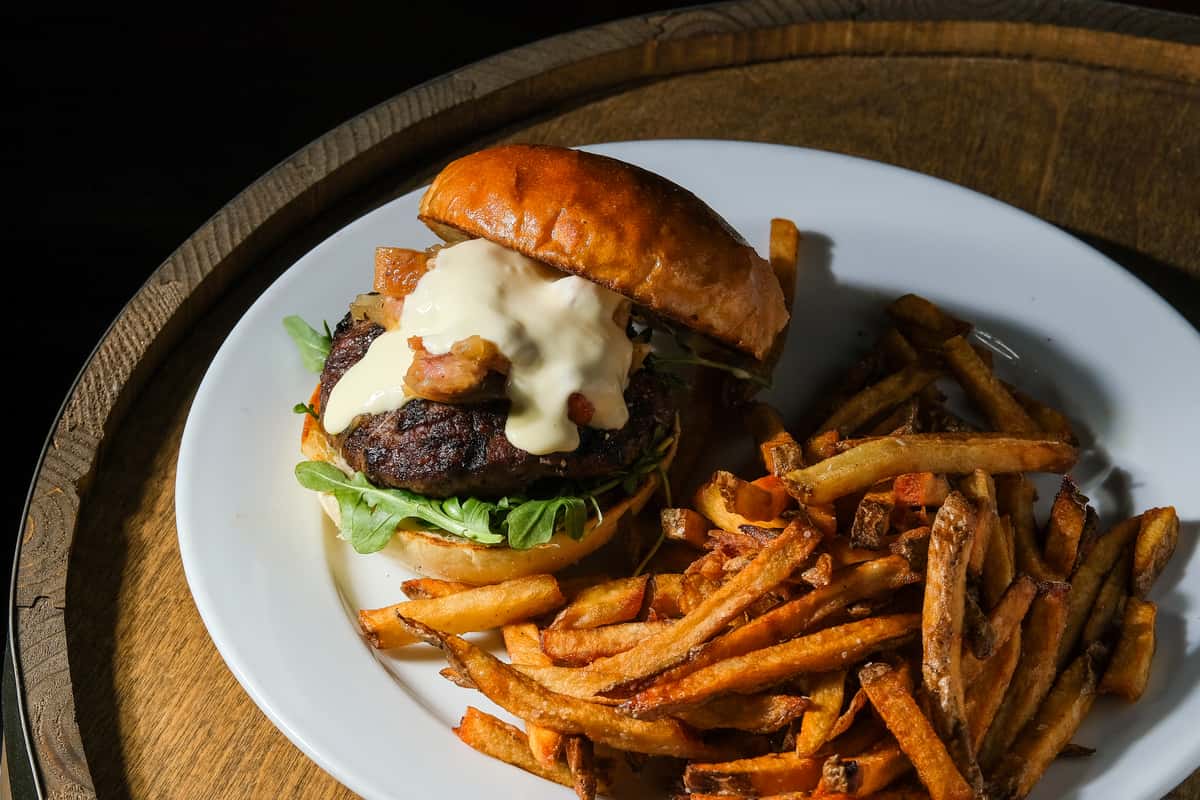 Grind burger store