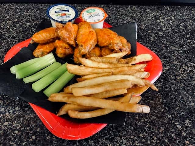 Welcome to World of Wings - World of Wings - Chicken Wings Restaurant ...