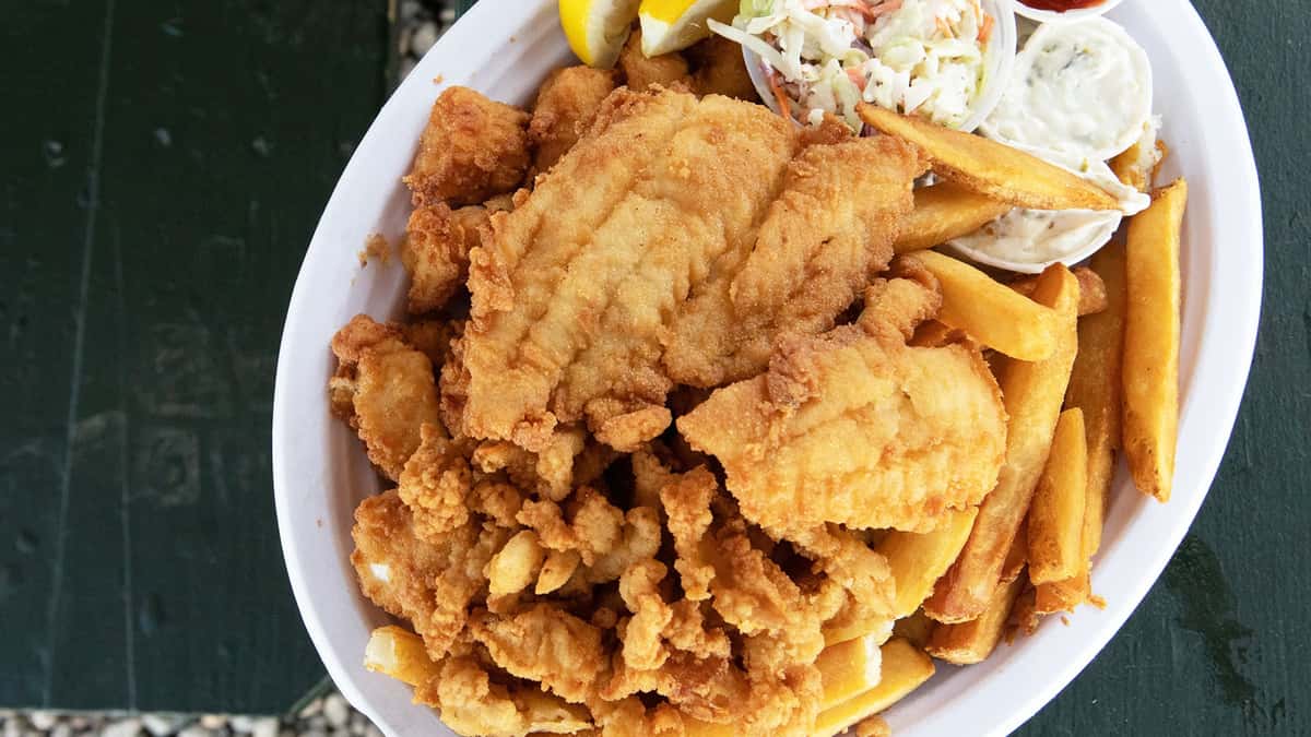 Fish Tale Dinner Platter - Menu - Lenny & Joe's - Seafood Restaurant in CT