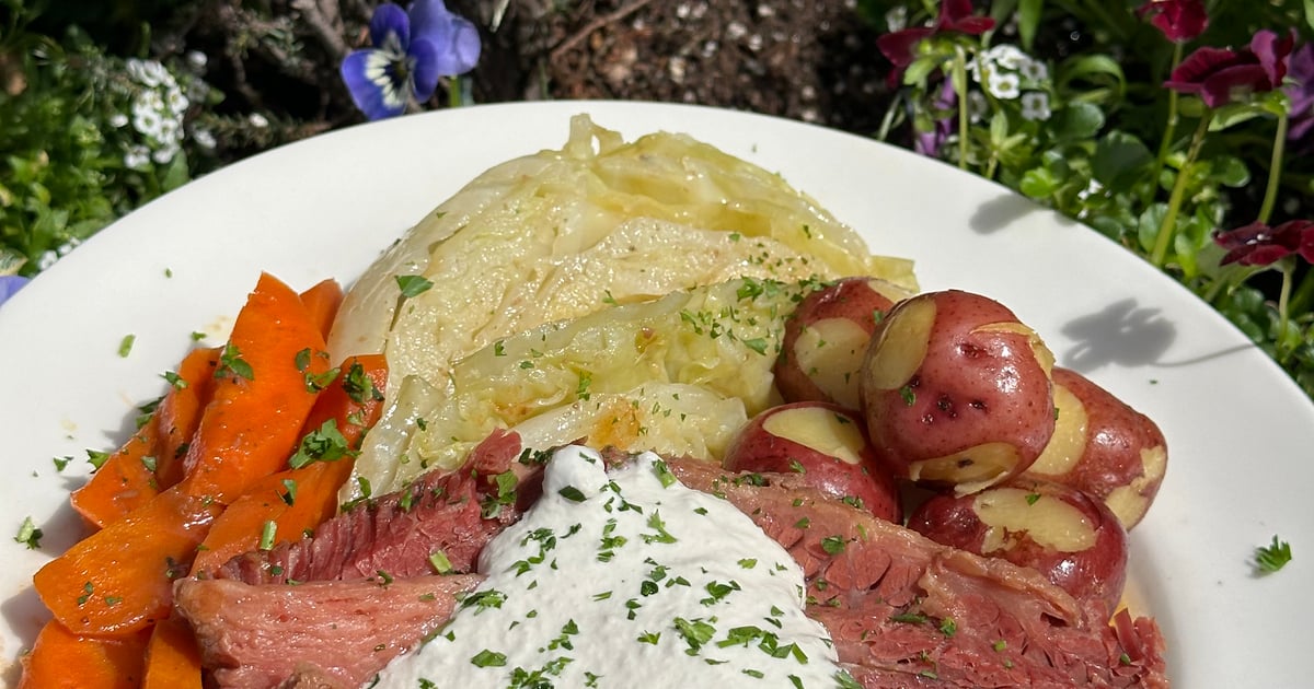 Corned Beef & Cabbage - Happy Hour - Rhodeside Grill - Restaurant in VA