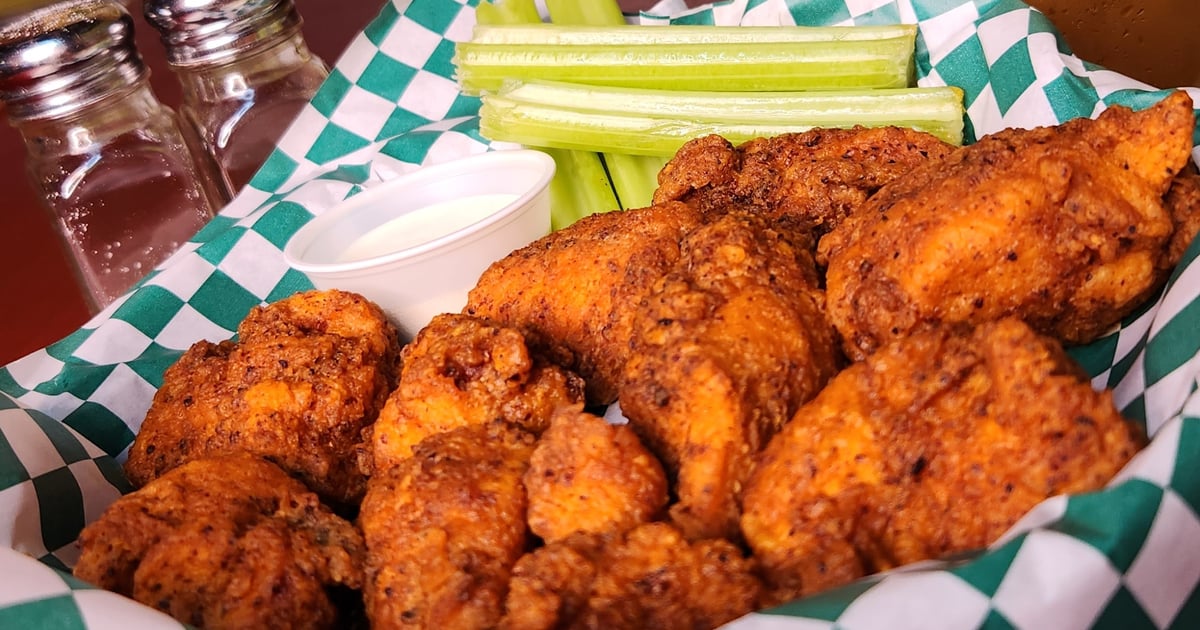 Boneless Wings Basket (10) - Froggers Grill and Bar - Bar & Grill in FL