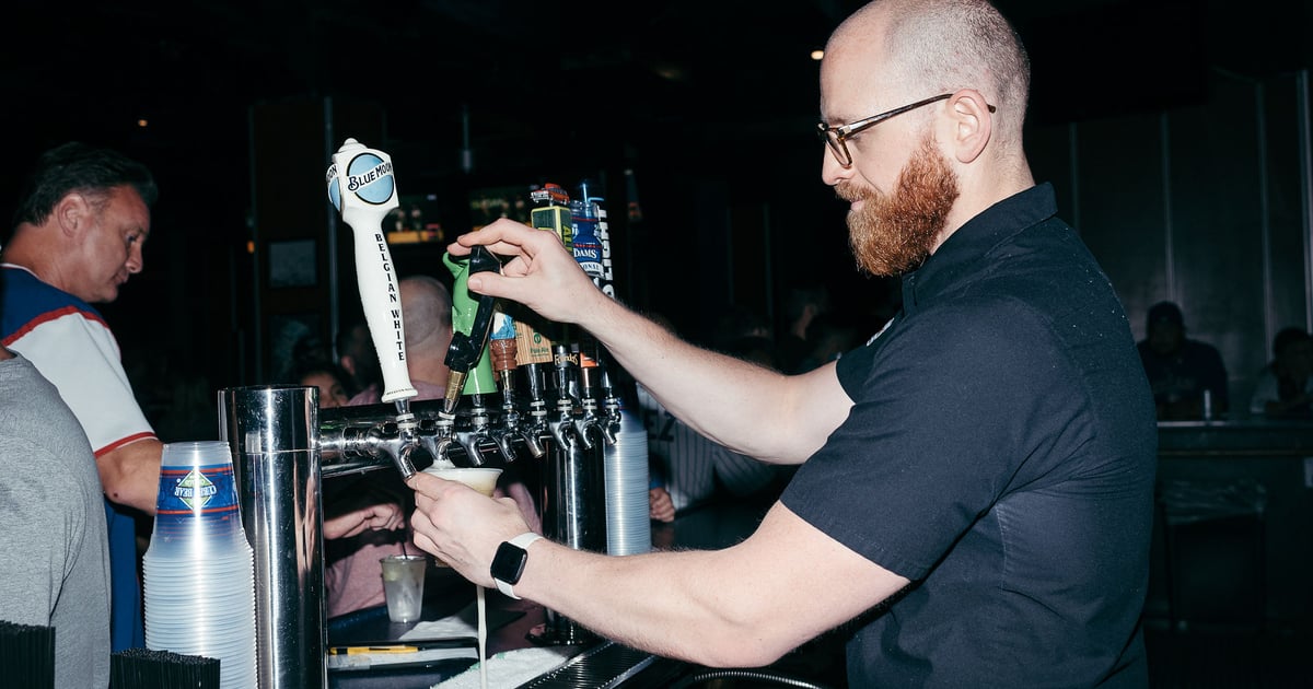 Join Our Team The Cubby Bear Chicago Wrigleyvilles Destination For Live Music And Sports