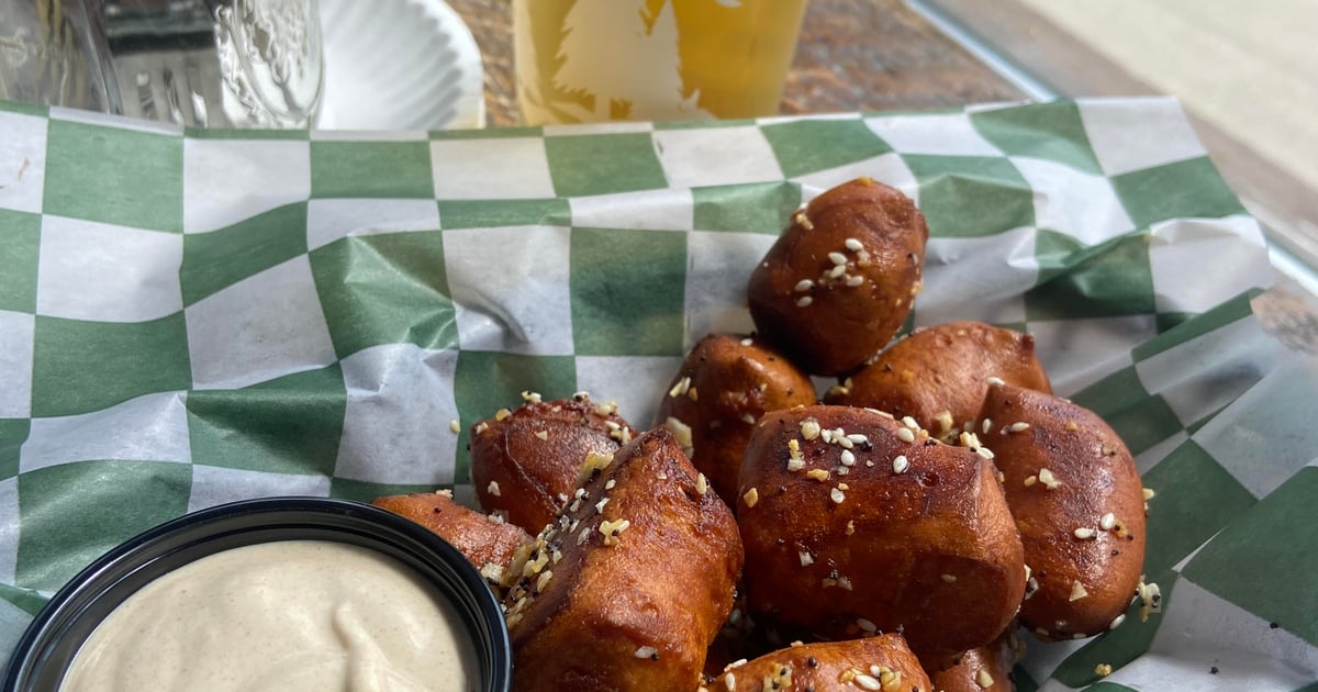 Bavarian Pretzel Bites - Dine-In - Hail Mary's