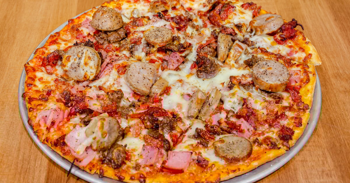 House Pizza "2" 10" - Submarine House Sports Bar