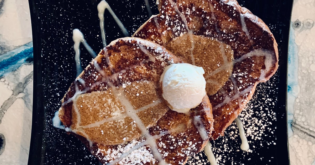 CINNI-BUN FRENCH TOAST - Loading... Gastrobrunch