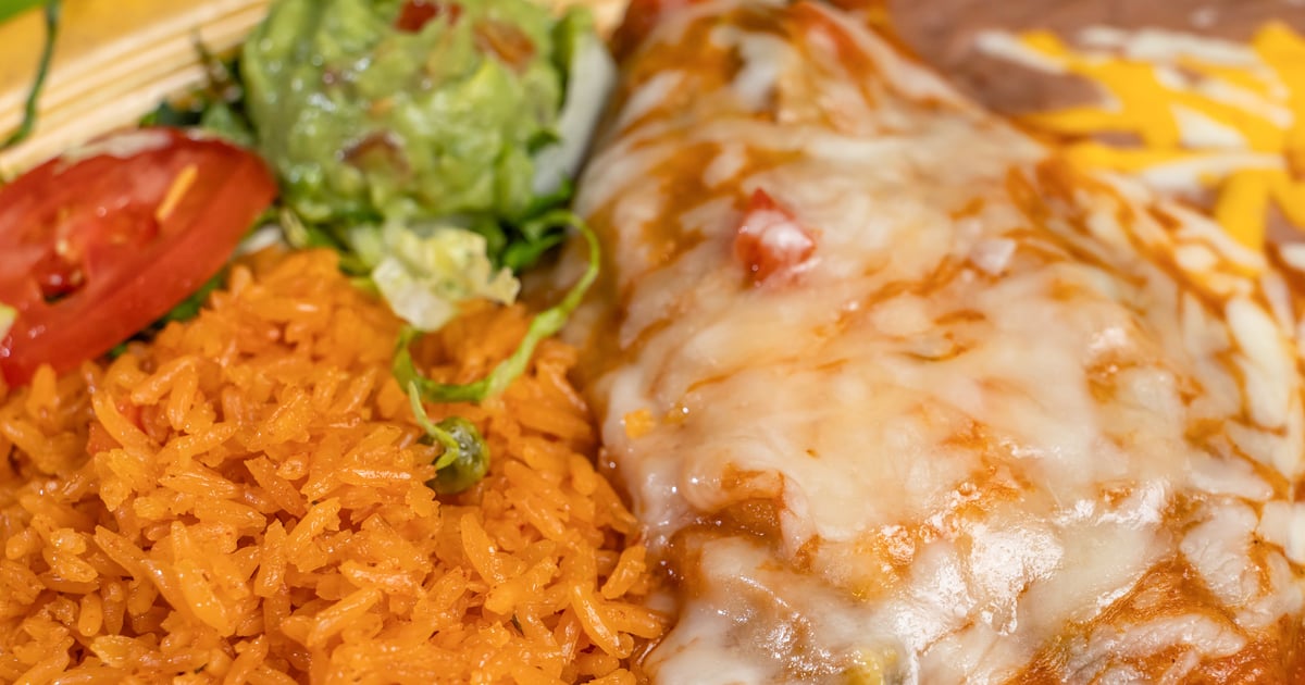 L .Chile Relleno Plate - Villa Del Sol – Authentic Tex-Mex in Azle, TX