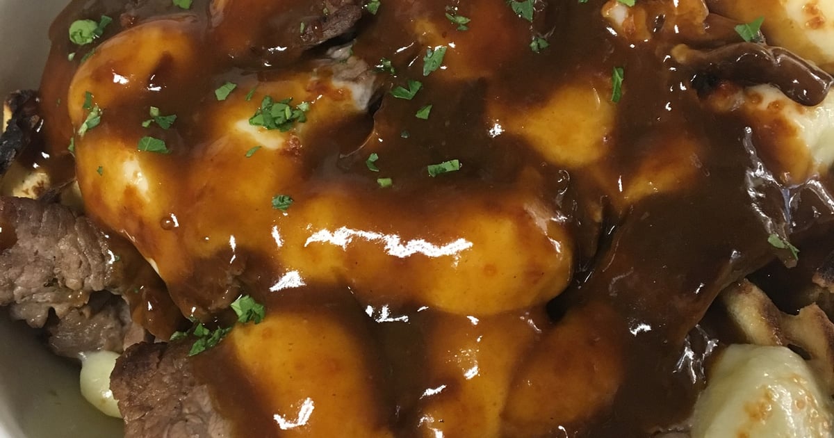 Steak Poutine - Our Menu - Pippa's Sports Cafe - Sports Bar in Danbury, CT