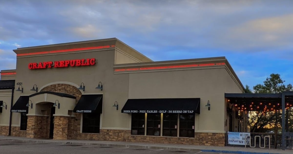 Craft Republic - Bar & Grill in Albuquerque, NM