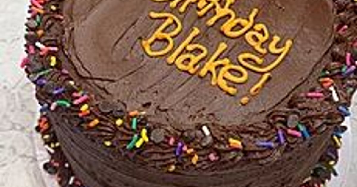 8" Grab and Go Cake - Bakery Items - King's Cafe & Bakery - Restaurant ...
