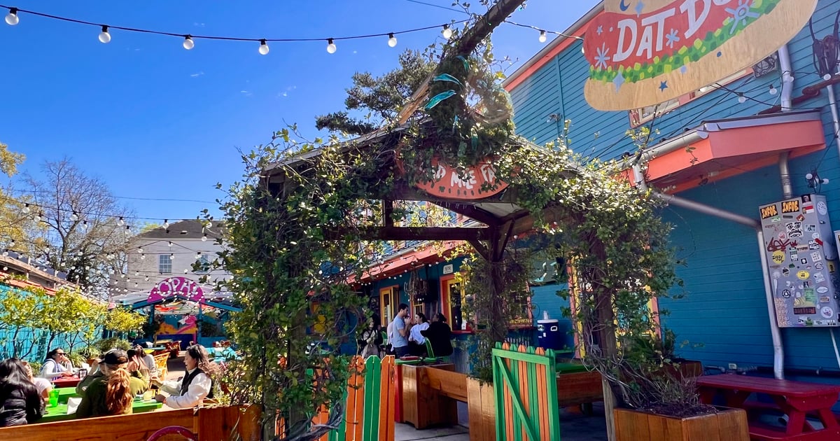 Private Events - Dat Dog - Hot Dog Restaurant in LA