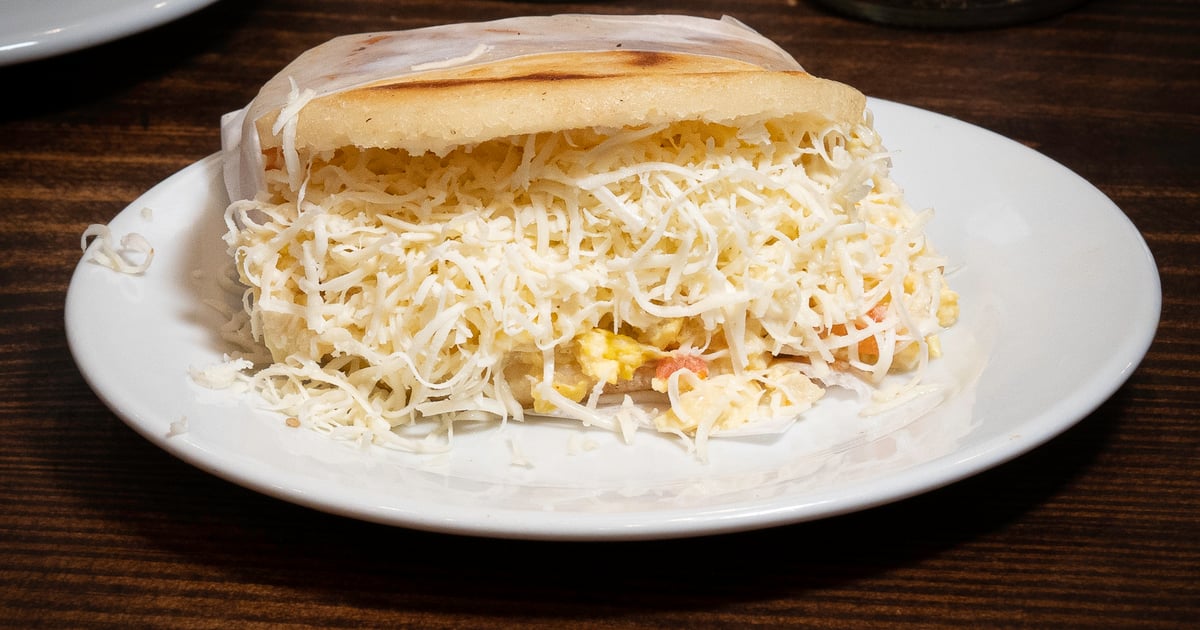 Arepa de Perico / Perico Arepa - Breakfast- Pick Up - La Esquina del ...