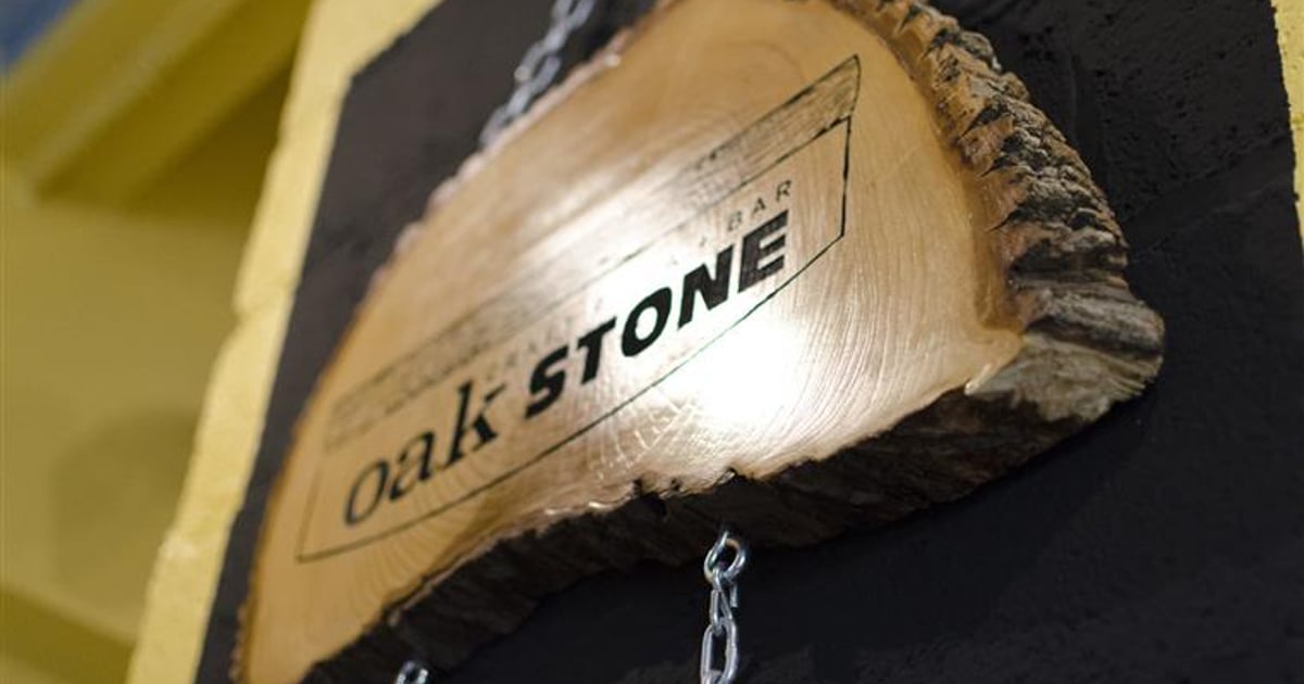 Home - Oak Stone Craft Pizza and Bar - Restaurant in Winchester, VA