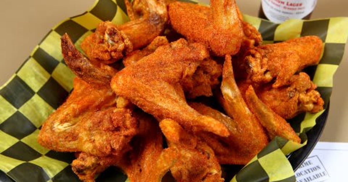 Chicken Wings - The Snyder's Bonfire - American Restaurant in Leechburg, PA