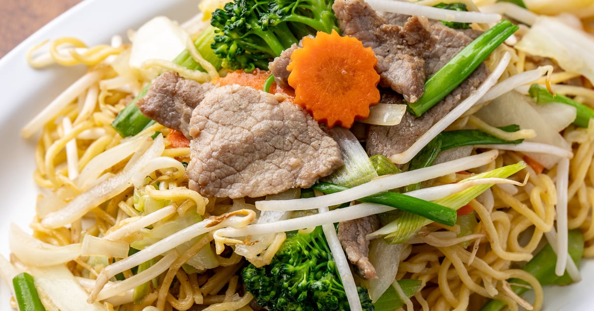 Chow Mein - Menu - Miss Pad Thai - Thai Restaurant in Moreno Valley, CA