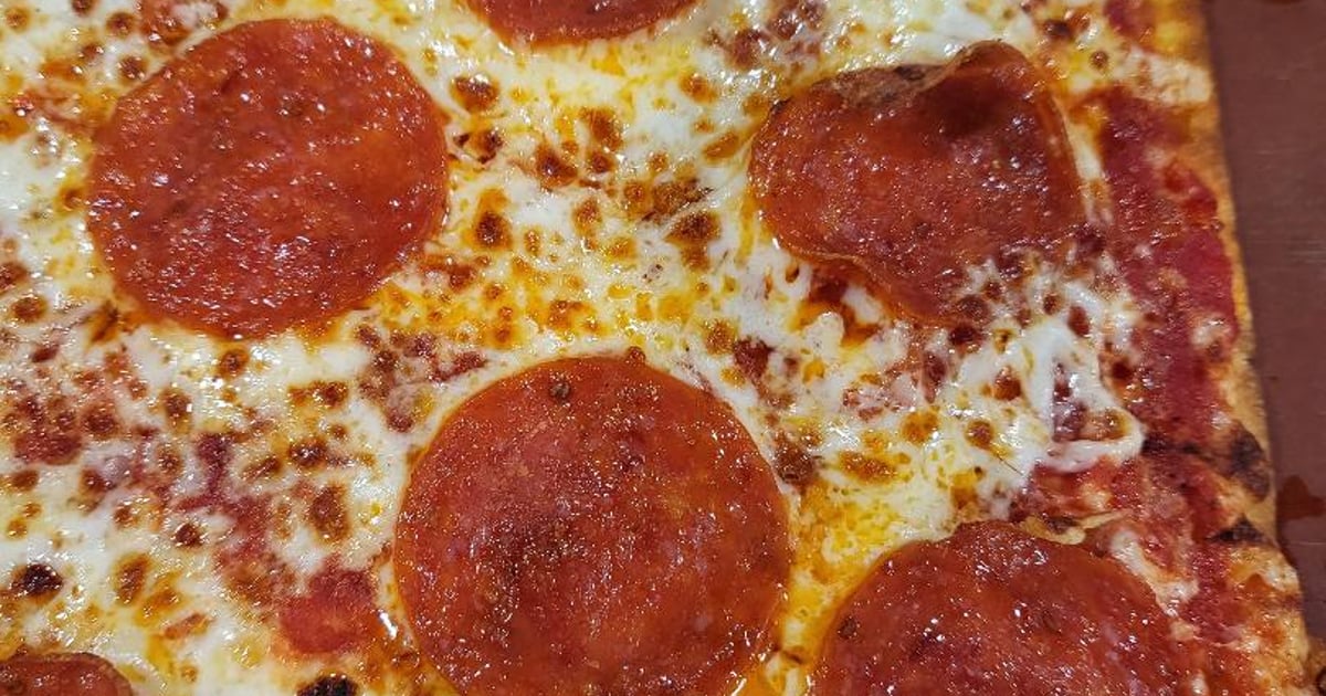 Pepperoni Pizza - Menu - DE Duck Cafe' and Catering