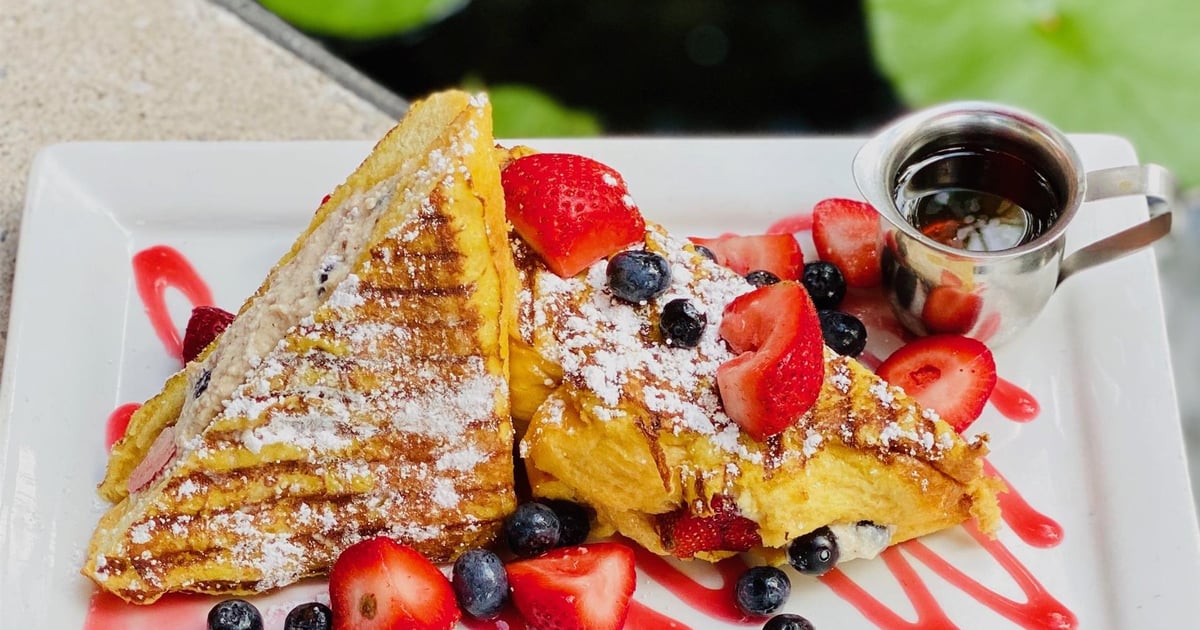 Home - Jane's Cafe on 3rd - Restaurant in Naples, FL