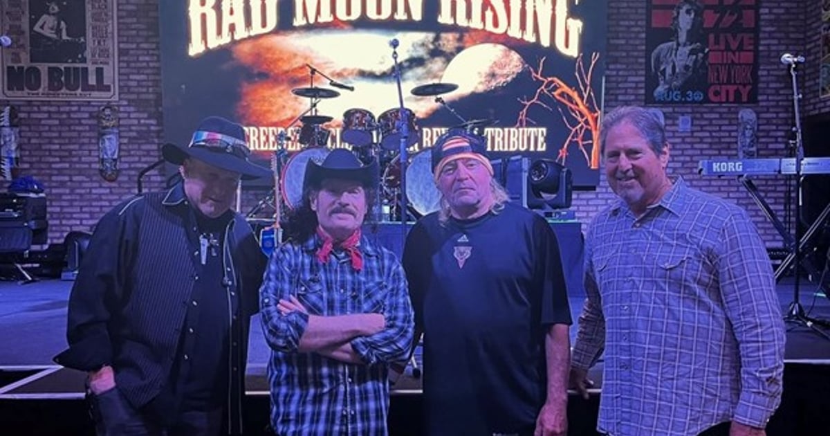 RAD MOON RISING FRONT ROOM SEATING SEPT. 19th - DINNER & A SHOW ...