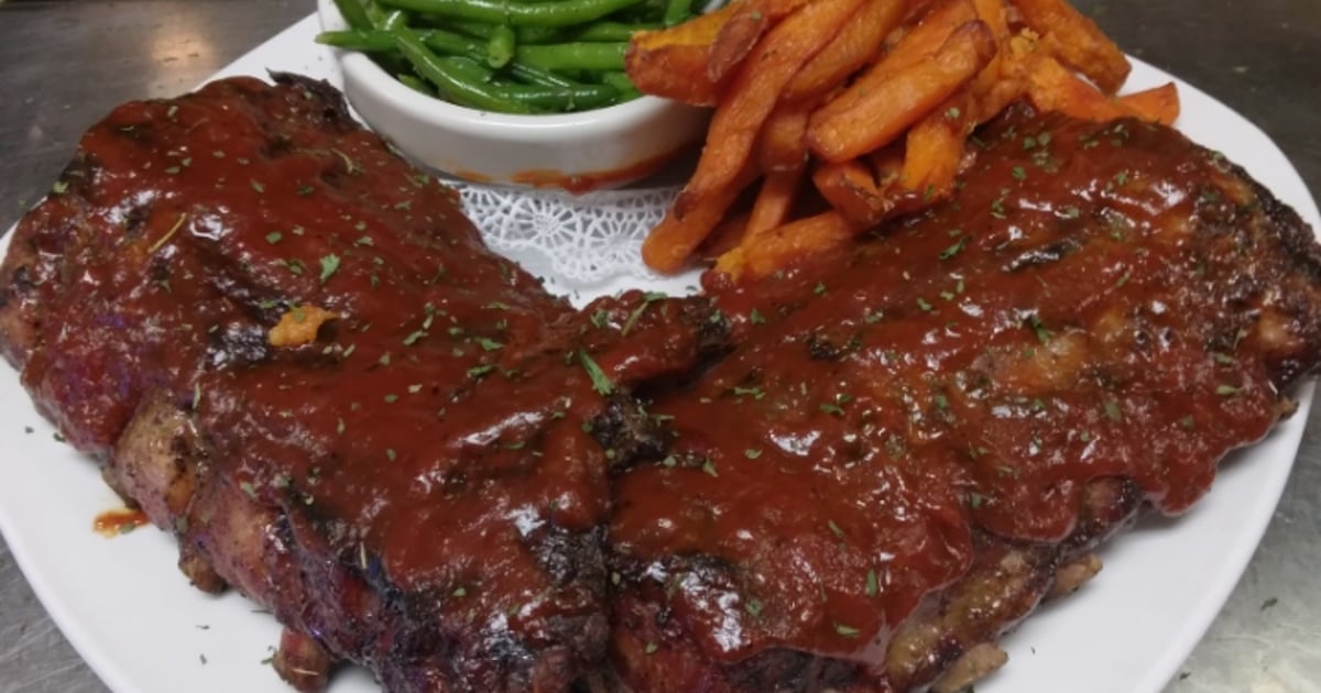 Island Baby Back Ribs - Manatee Island Bar & Grill - Restaurant in Fort ...