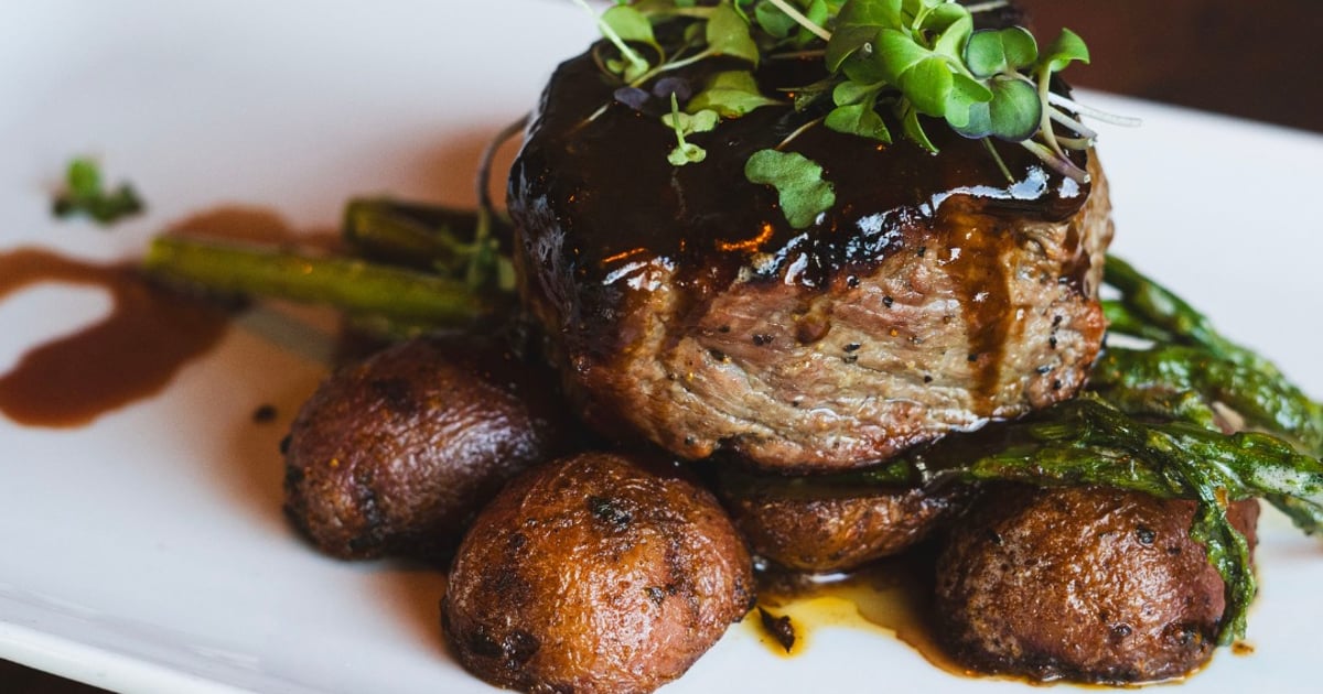 Weekly Specials - BOATHOUSE - Fish restaurant in Stuart, FL