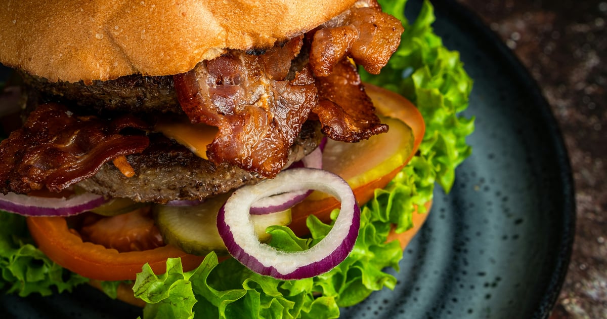 About - Auto Inn Tavern and Restaurant - Bar & Grill in Fort Myers, FL