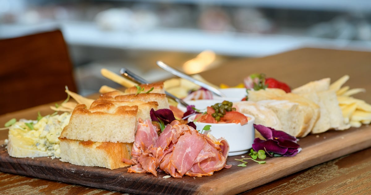 Taste wine Bar and Market