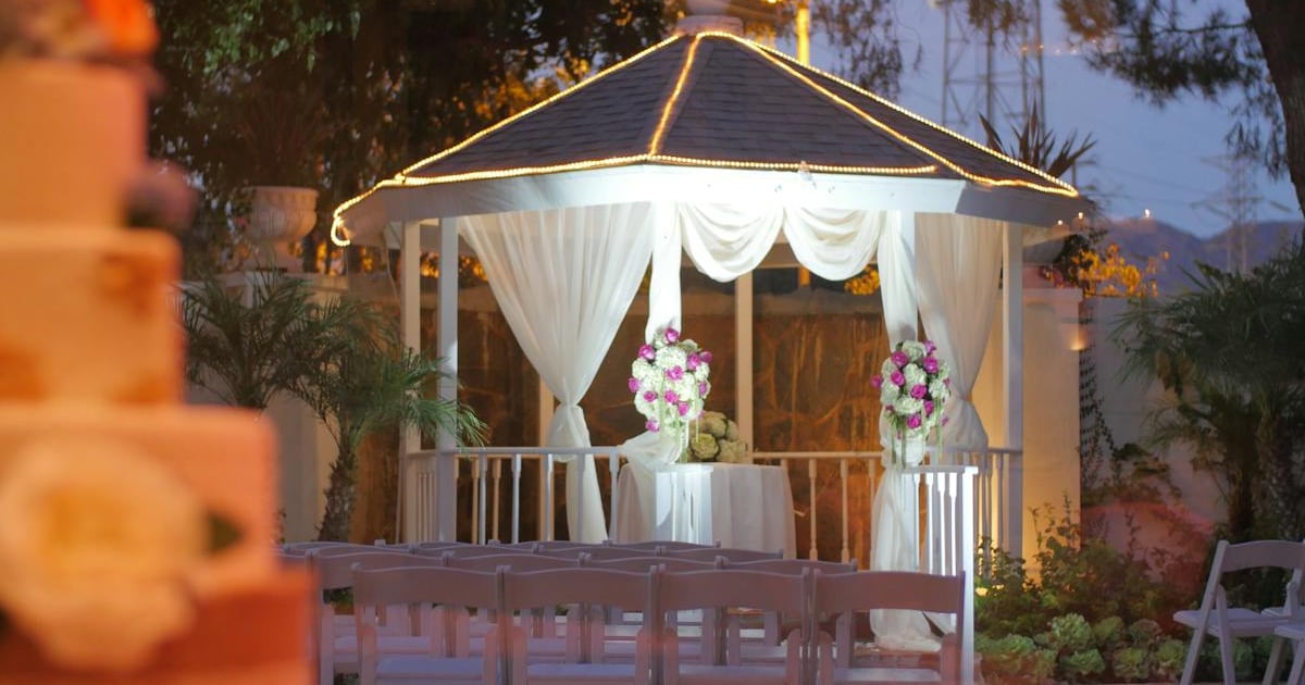 Garden Room & Garden Gazebo - Odyssey Restaurant
