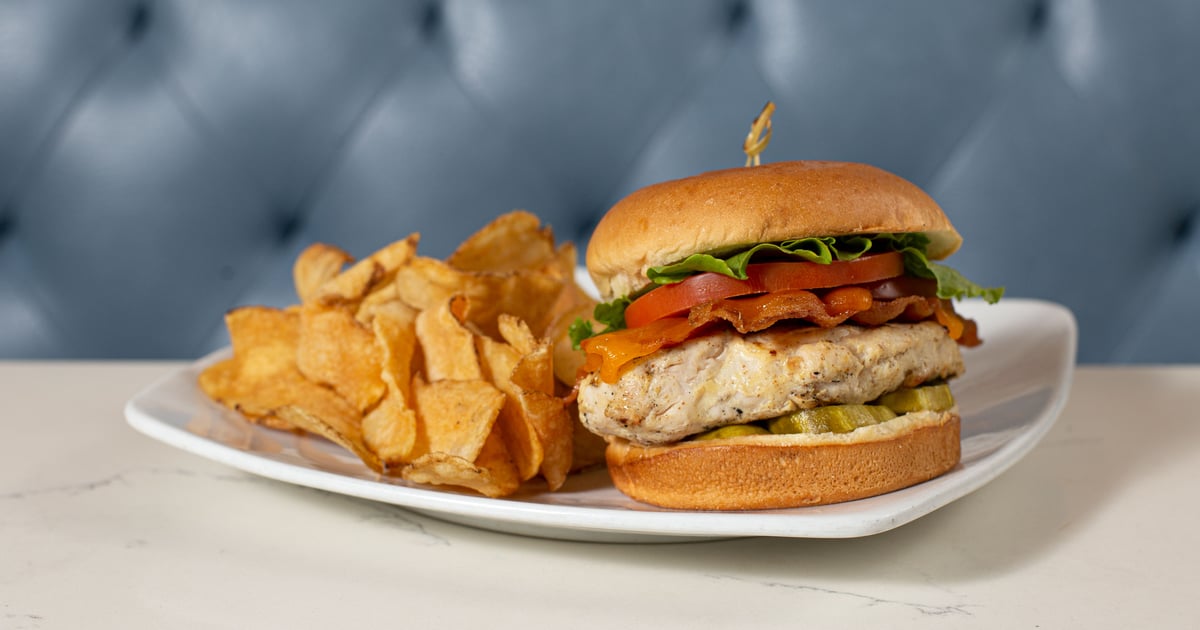 CHICKEN CLUB - The Local