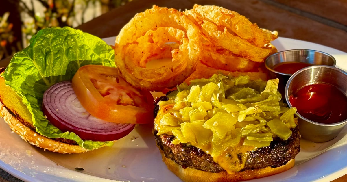 Hatch Green Chile Wagyu Burger - Agave Restaurant - Eclectic ...