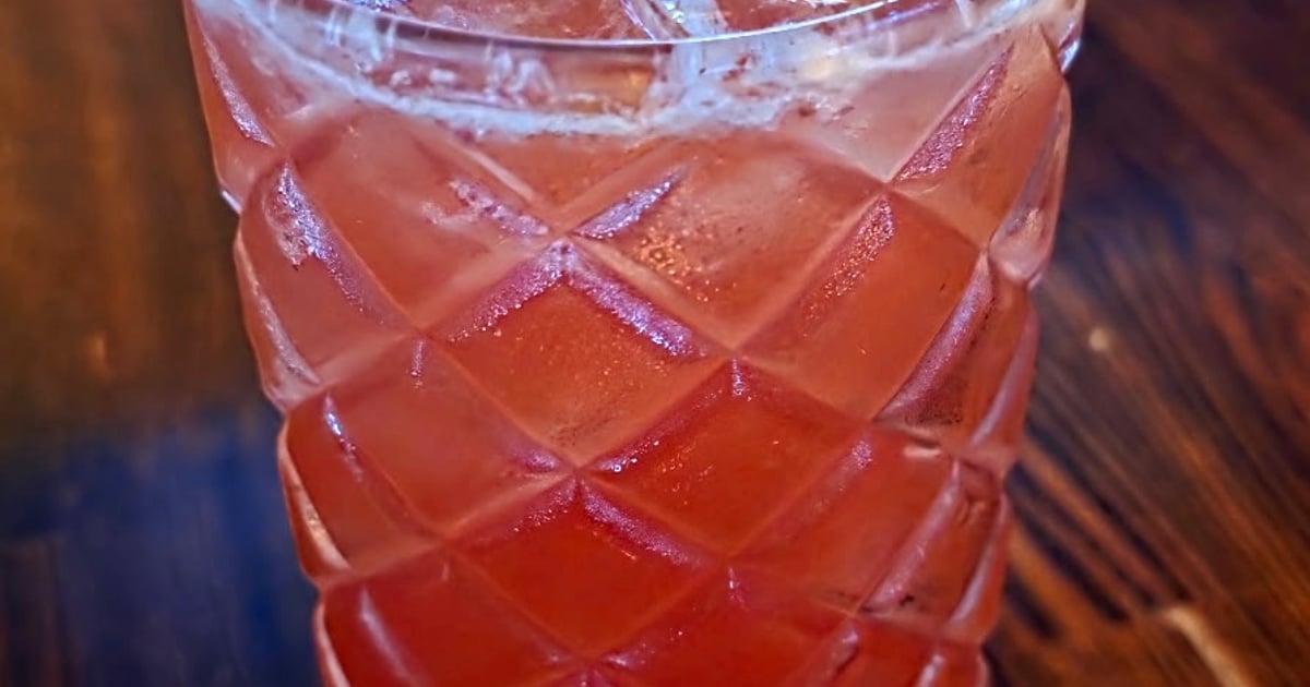 Fred's Bourbon Bliss *COCKTAIL* - Shipmates Restaurant & Sports Bar ...