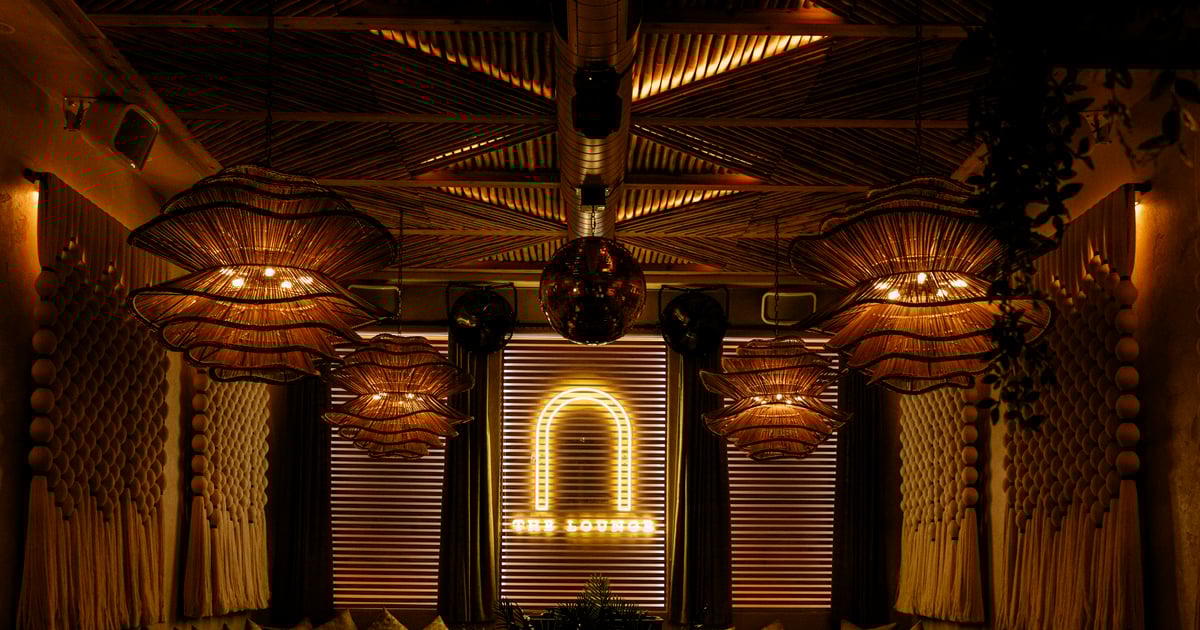 Space | The Lounge - Nisos Prime - Steakhouse in Chicago, IL