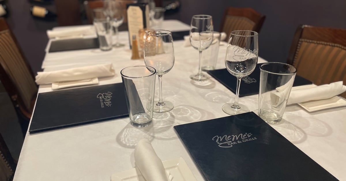 Reservations - MeMe's Bar & Grille