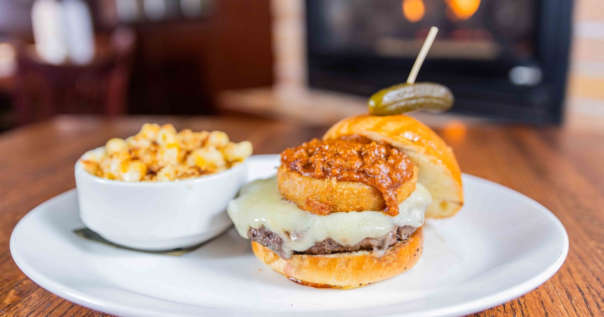 Chili Jack Burger - The Metropolitan, American Diner & Bar - American ...