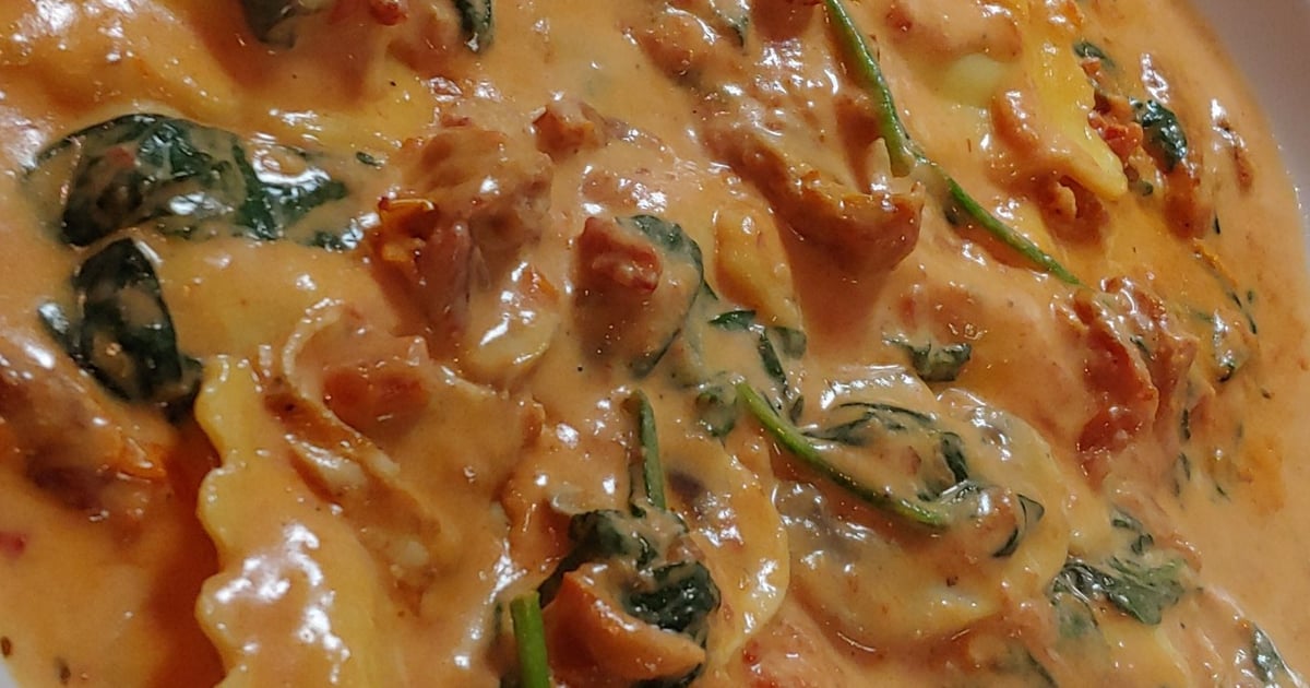 Ravioli Rosa - Dinner Menu - Hasta La Pasta - Restaurant in Katy, TX