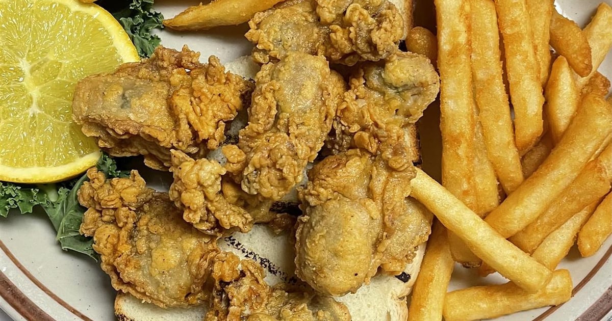 Fried Oyster Dinner - Mike's Restaurant & Crabhouse - Seafood ...