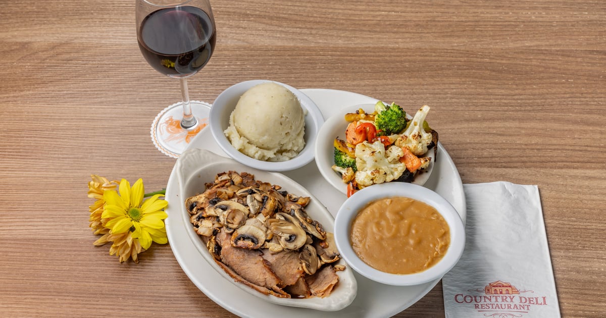 Beef Brisket Entrée - Country Deli - Deli in Chatsworth, CA