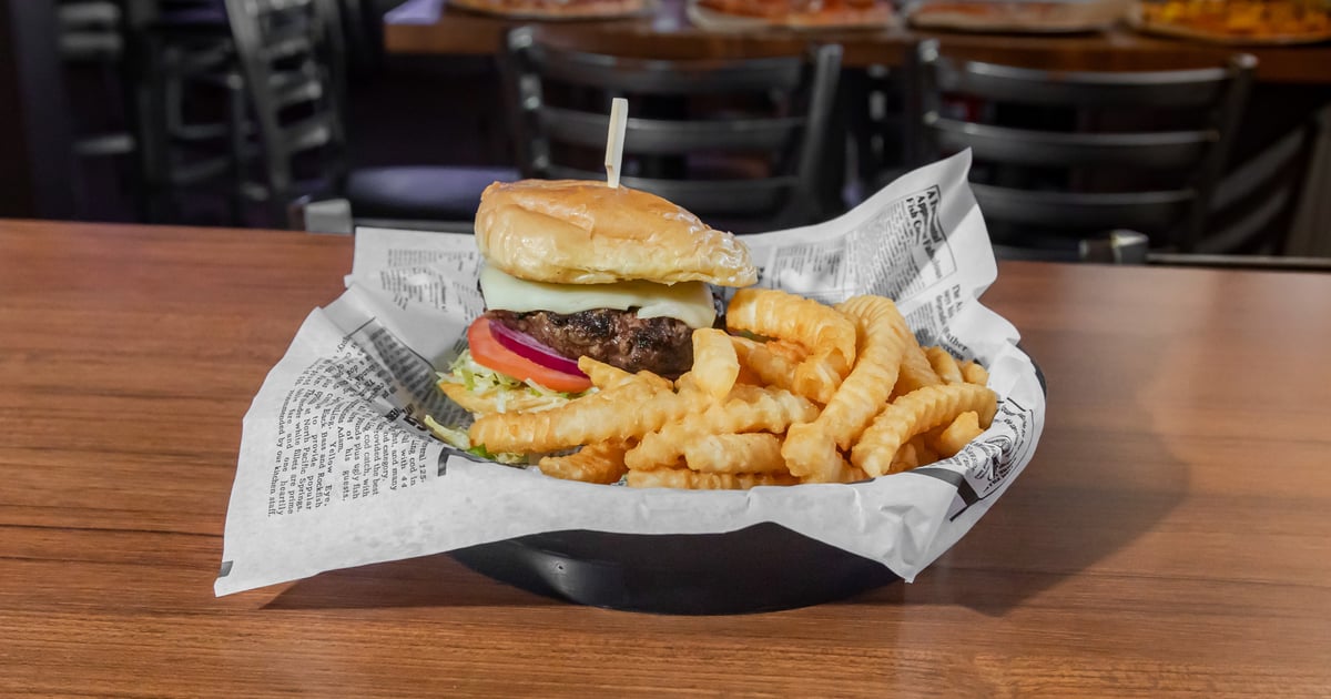 Fall River | Promotions - Barrett's Alehouse - American Restaurant in MA