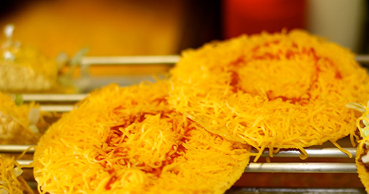 Cheese Tostada - Red Pepper