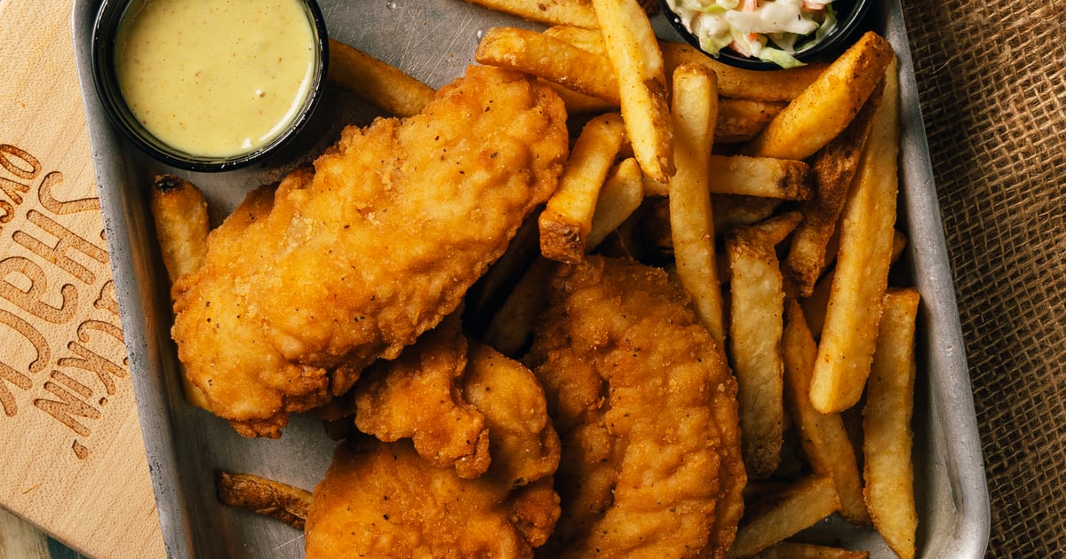 Tender Basket (1160 cal) - Shuckin' Shack Oyster Bar
